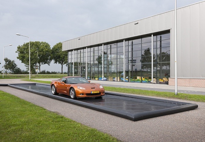 Black Print Car Wash Mats Water Containment Inflatable Wash Pads ...